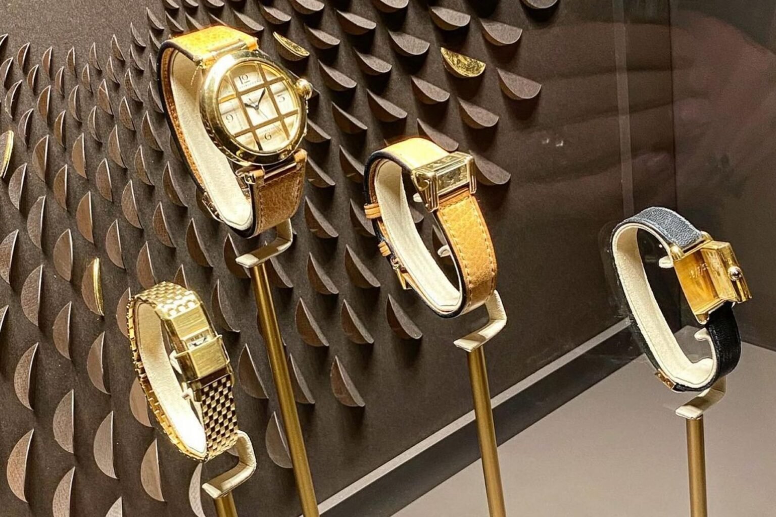 【F】 The Ultimate Pilgrimage For The Cartier Enthusiast