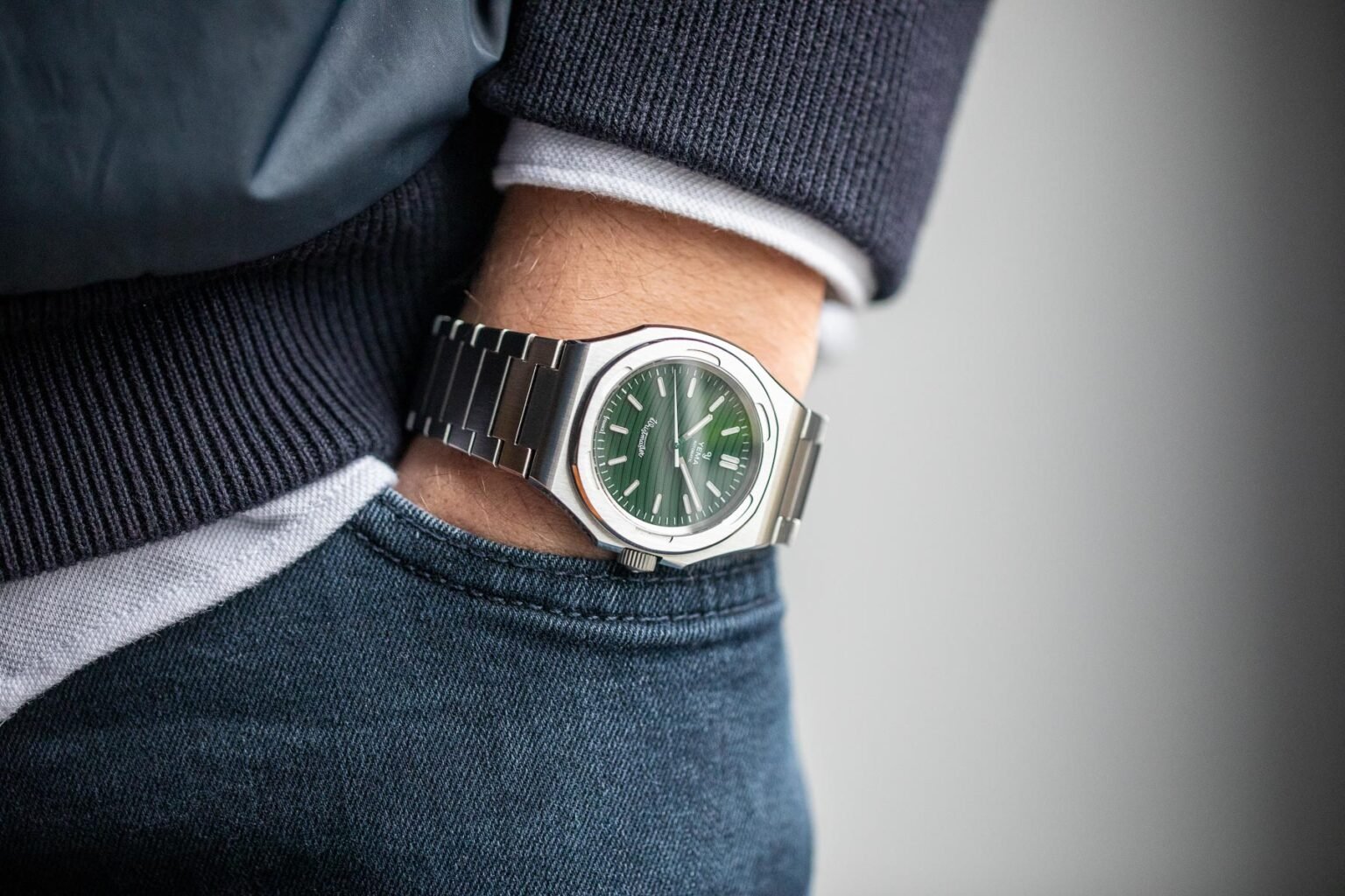 【F】 The Yema Wristmaster Traveller Micro-Rotor Limited Edition