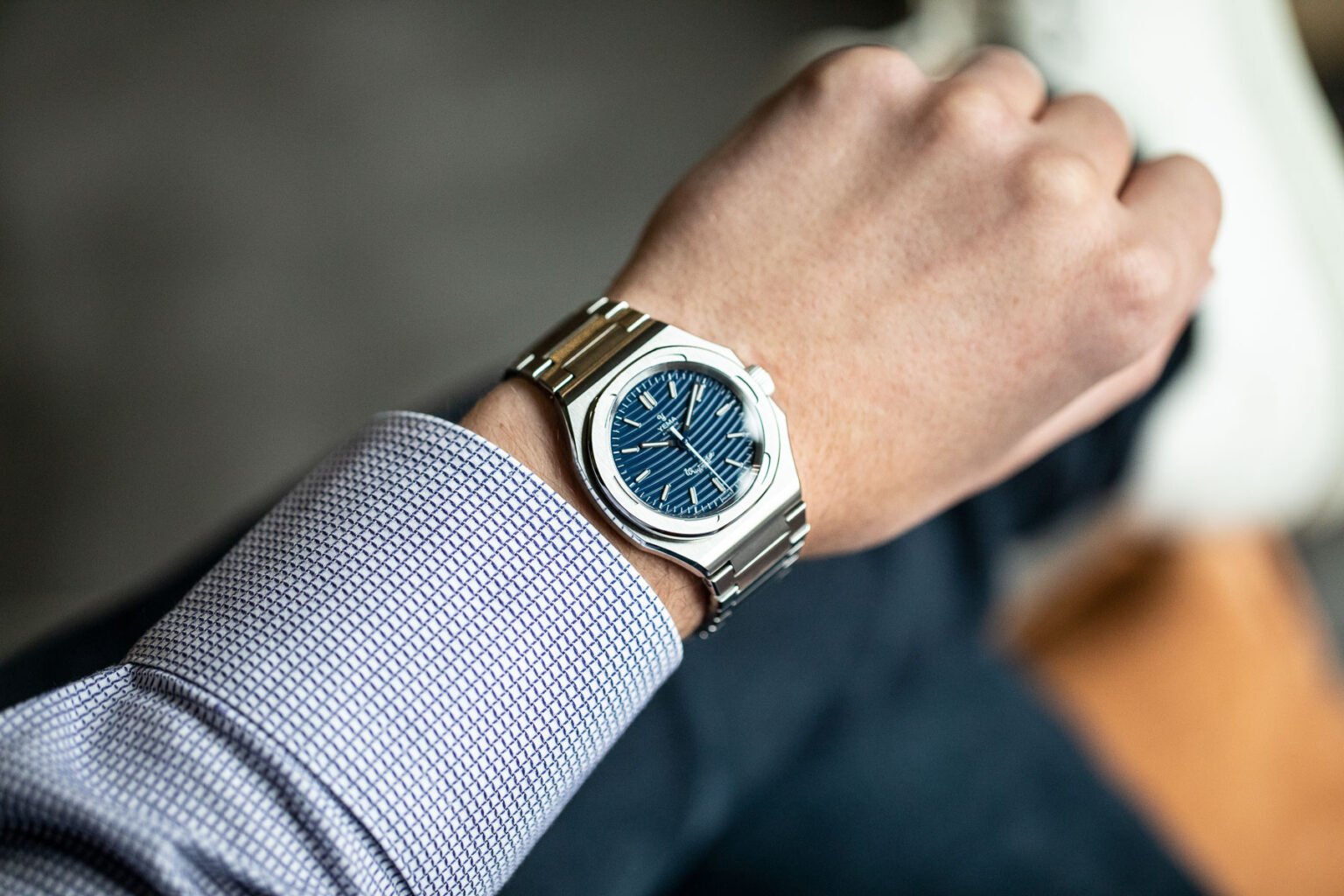 【F】 The Yema Wristmaster Traveller Micro-Rotor Limited Edition