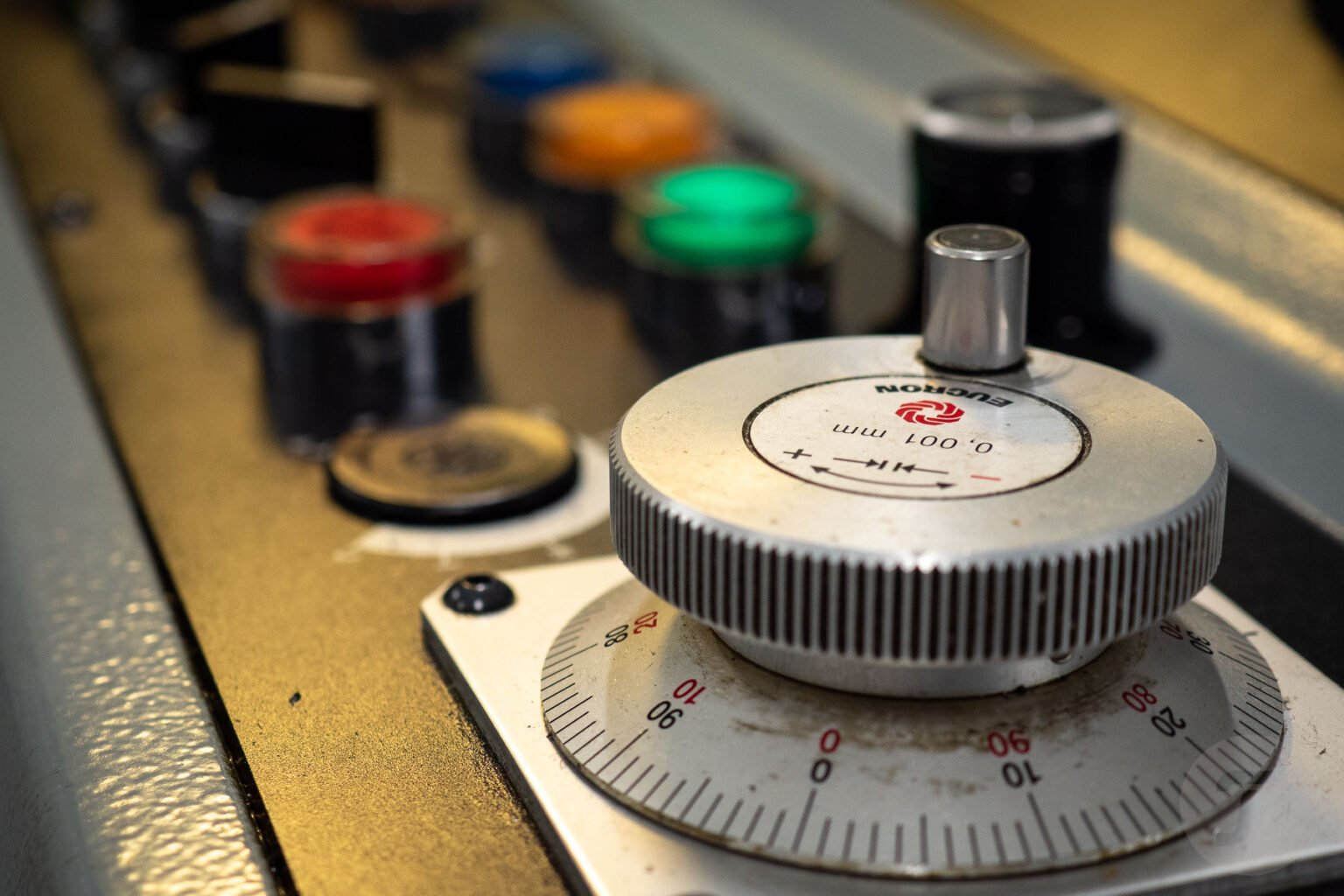 【F】 The Yema Wristmaster Traveller Micro-Rotor Limited Edition