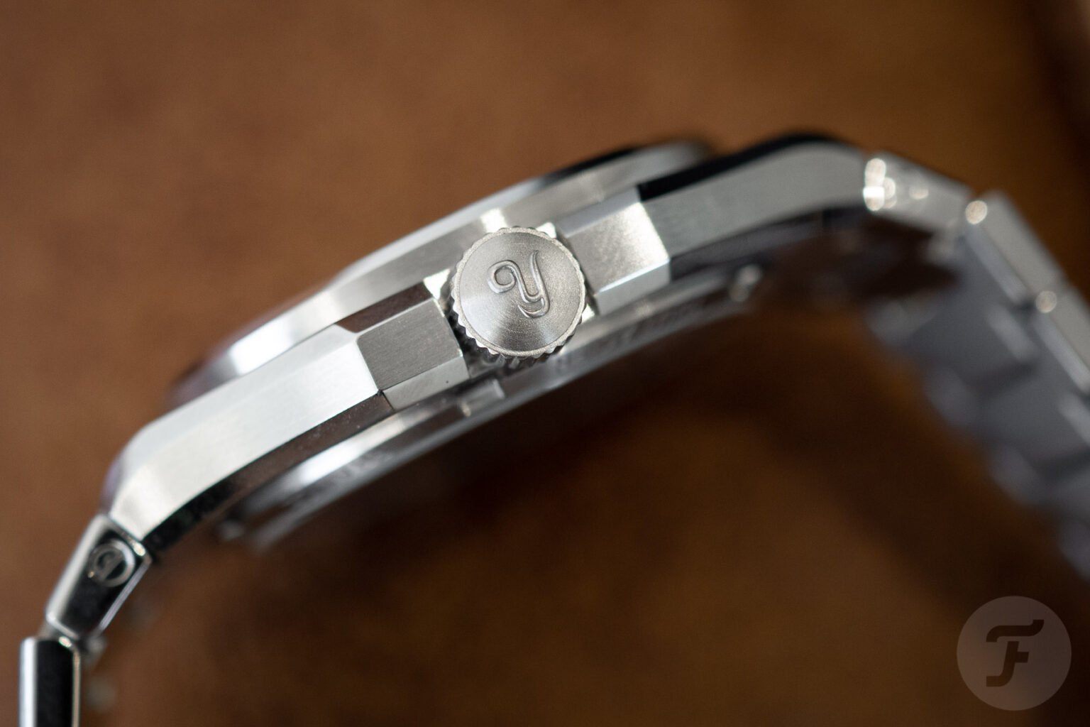 【F】 The Yema Wristmaster Traveller Micro-Rotor Limited Edition