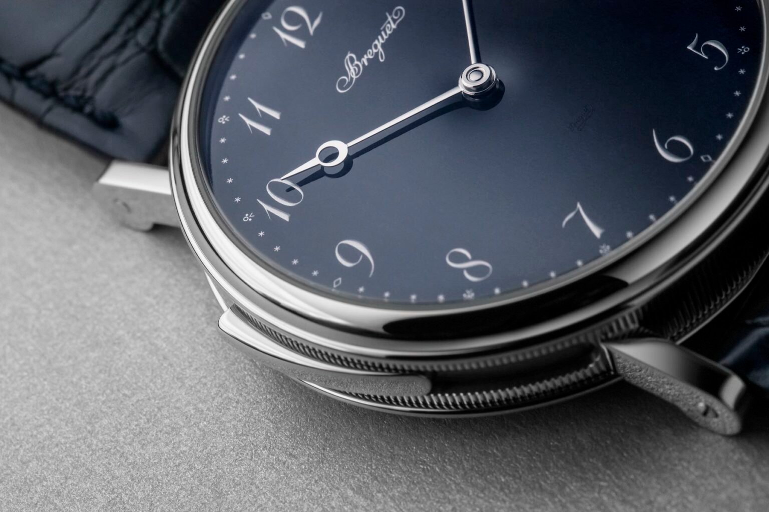 【F】 Breguet's Classique Répétition Minutes 7637 Enamel Dial