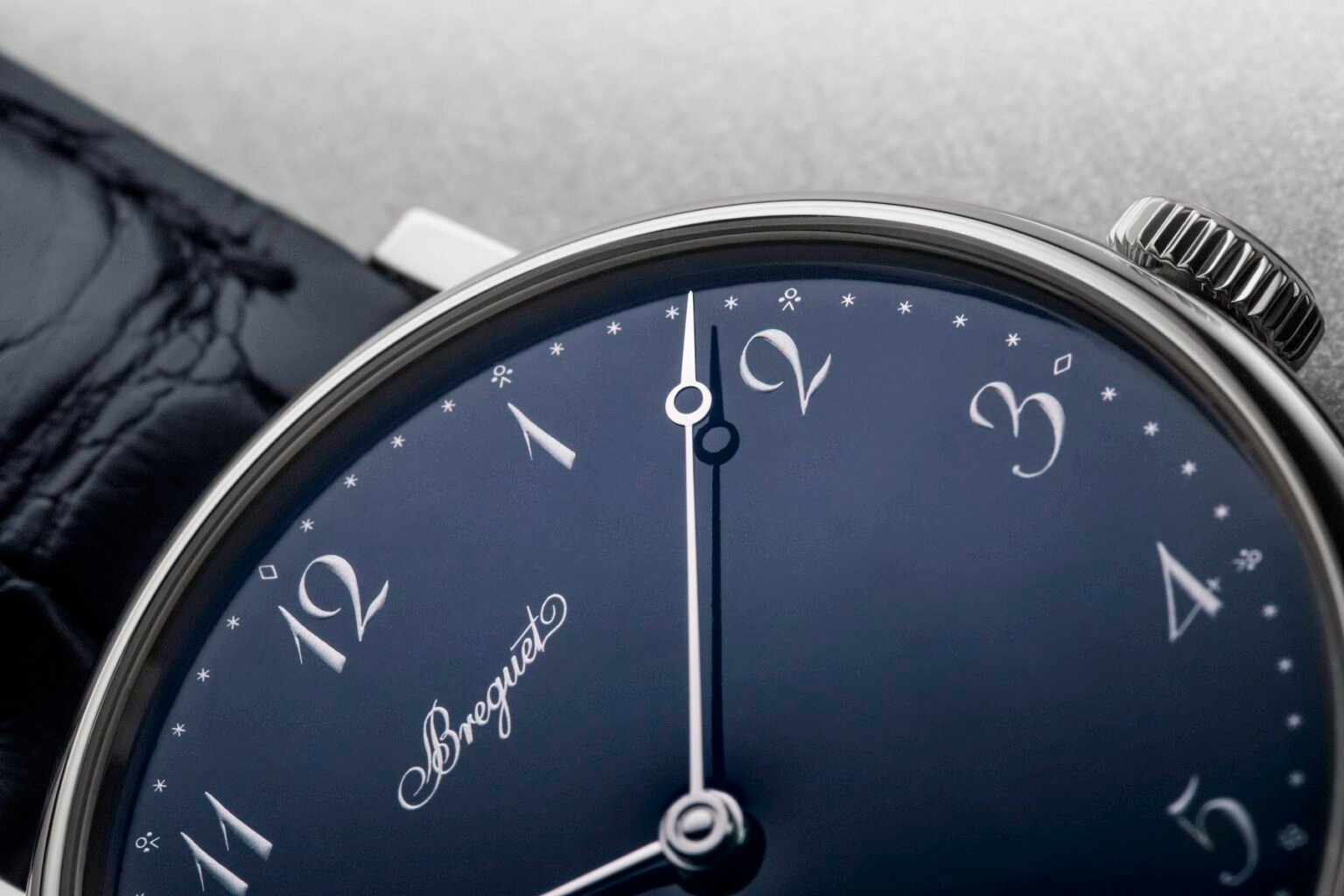 【F】 Breguet's Classique Répétition Minutes 7637 Enamel Dial