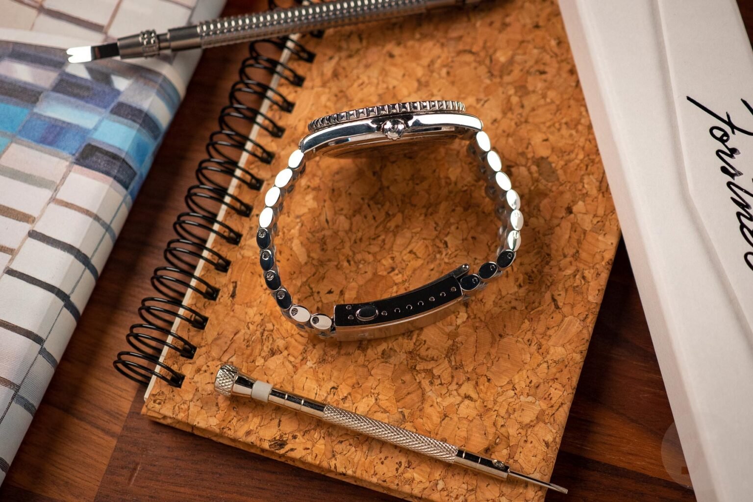 【F】 Hands-On With The New Forstner Bullet Bracelet