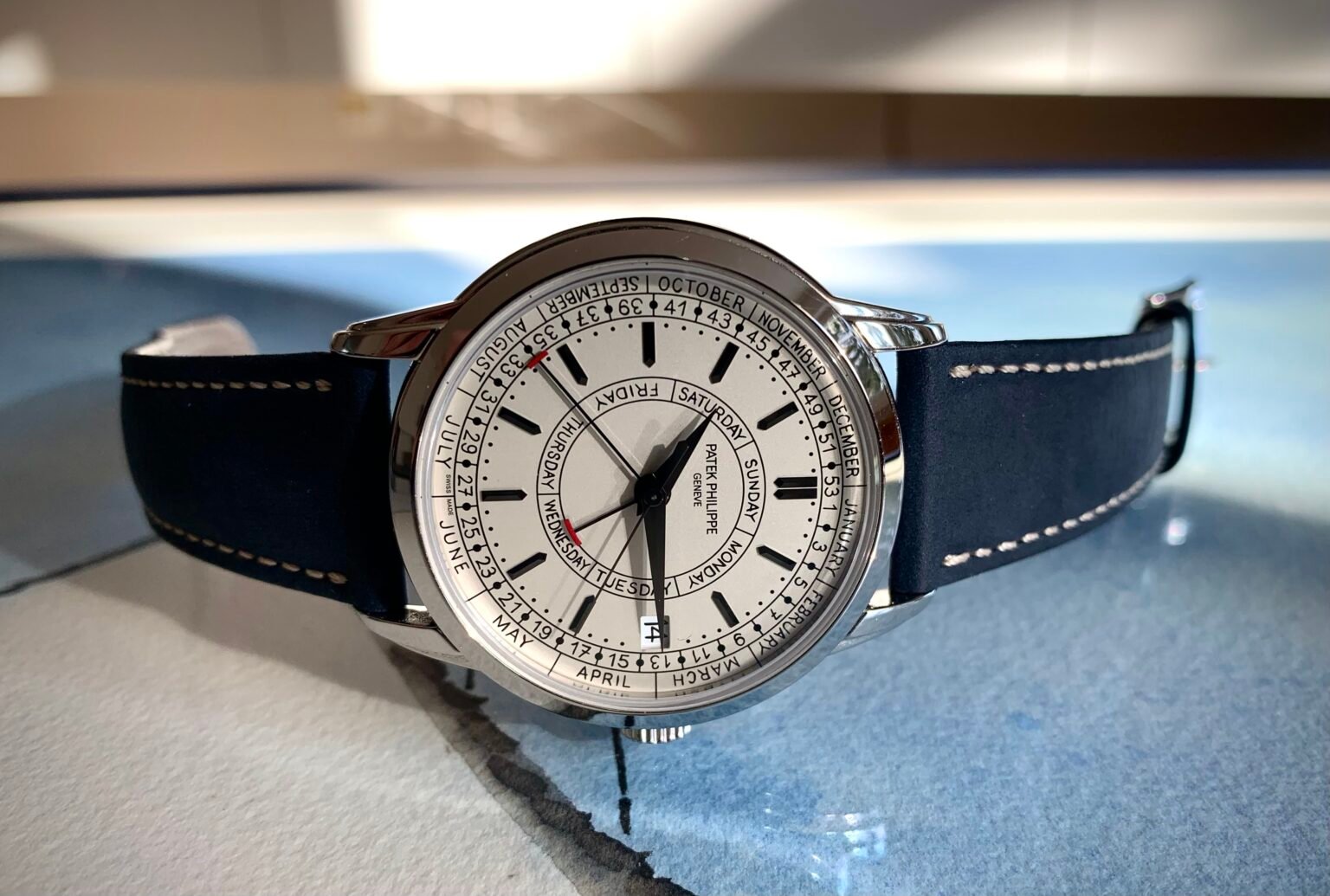 【F】 Patek Philippe Calatrava 5212A-001 — An Owner's Review