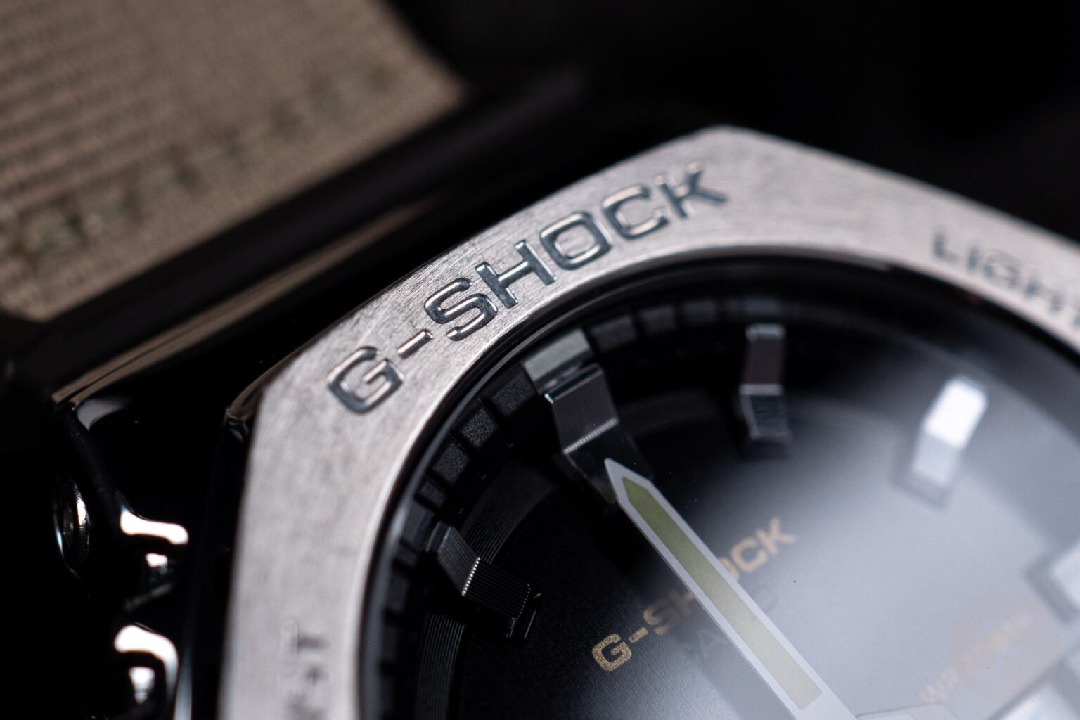【F】 Hands-On: Casio G-Shock GM-2100C Utility Series