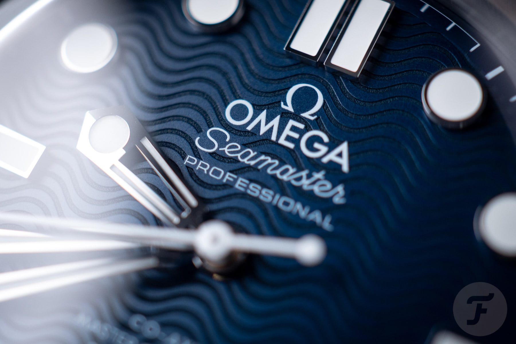 【F】 The Best Deep Blue Dials of 2023 Under €10,000