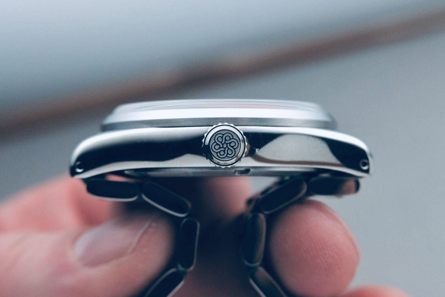 【F】 Hands-On With The Traska Venturer GMT