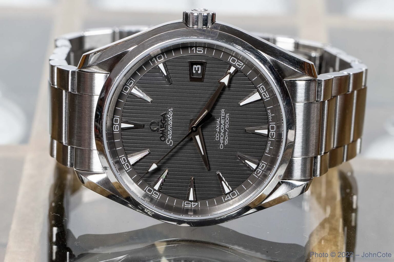 【F】 Seamaster Aqua Terra: My New Favorite Vacation Watch