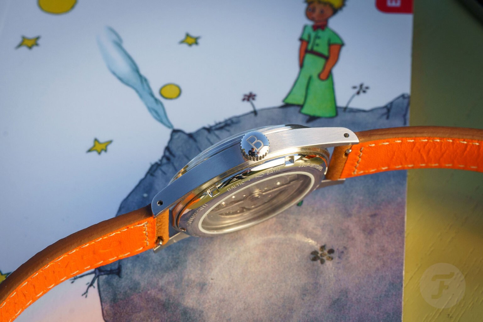 【F】 Hands-On: Baltic HMS 002 Silver With Sector Dial