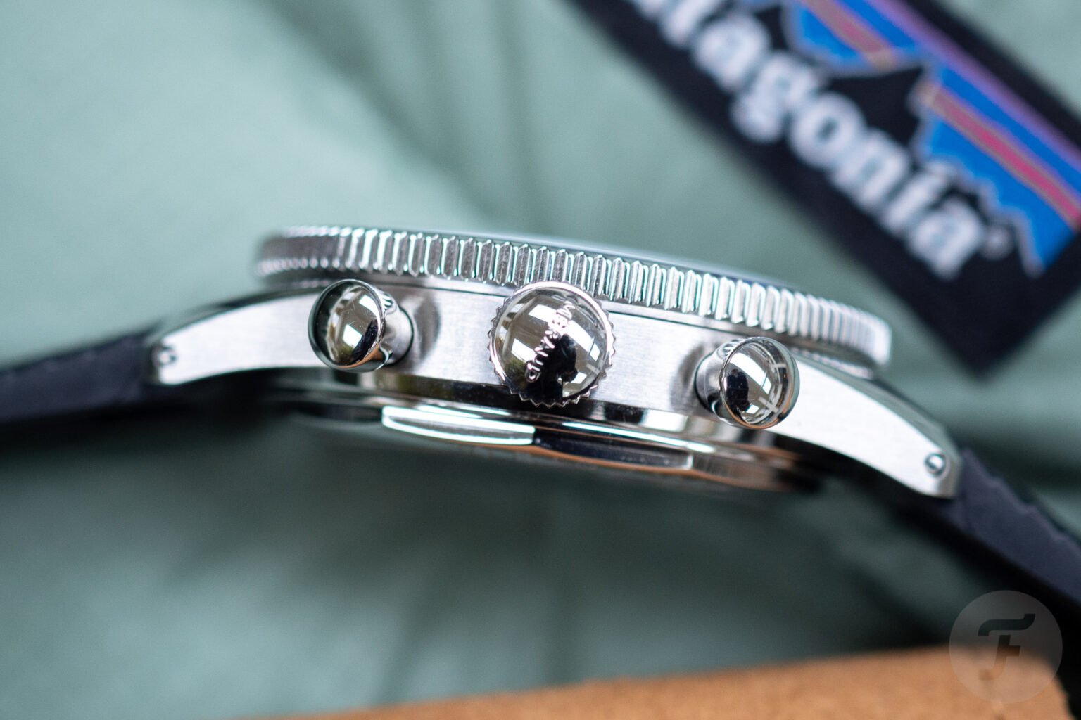 【F】 The Méraud Antigua With A NOS Landeron 248 Movement