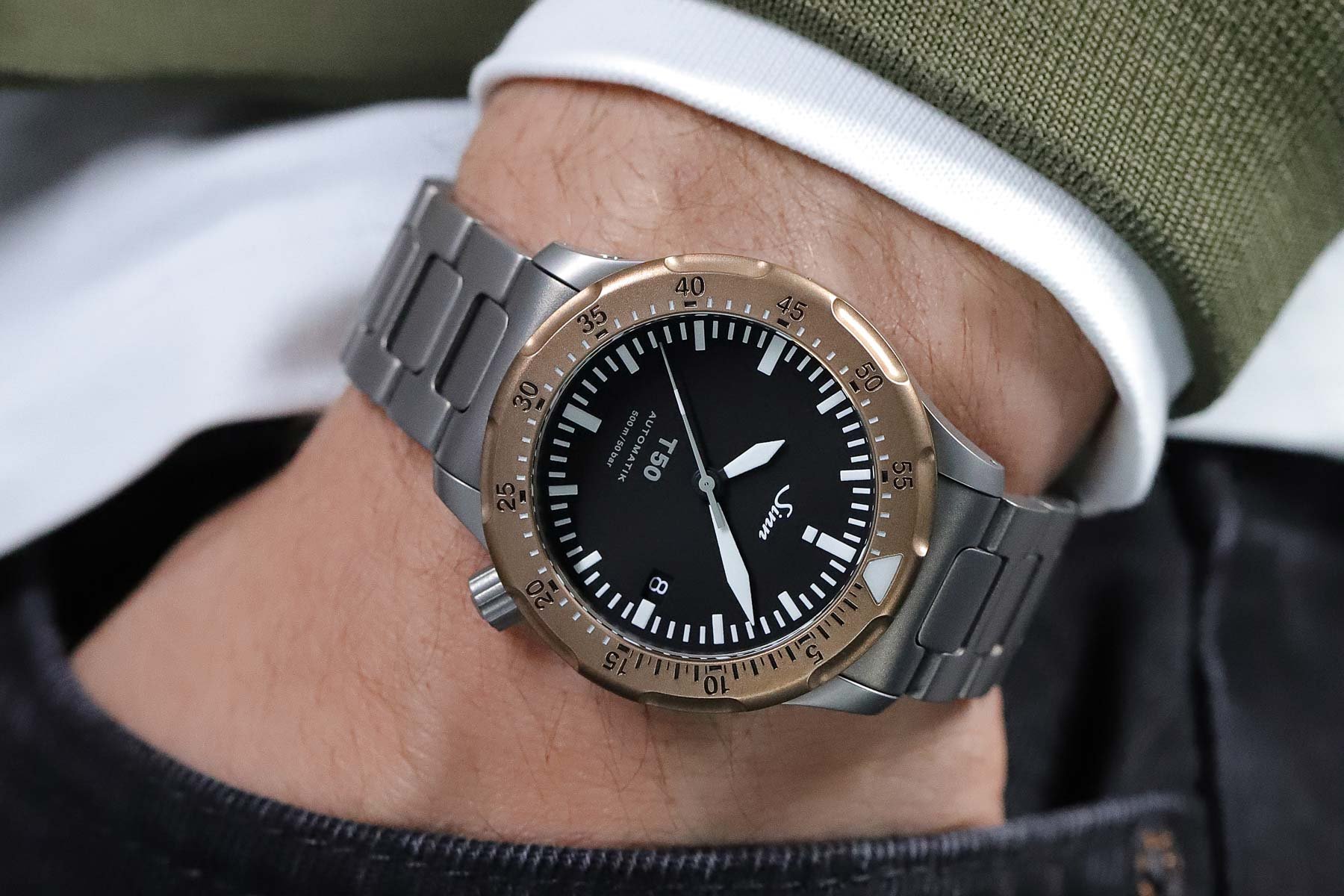 【F】 The New Sinn T50 Divers Star In An Unexpected Sequel