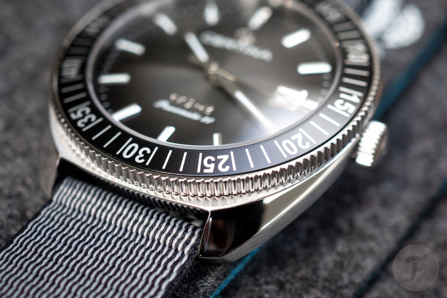 【F】 Hands-On: The New Certina DS-2 Turning Bezel