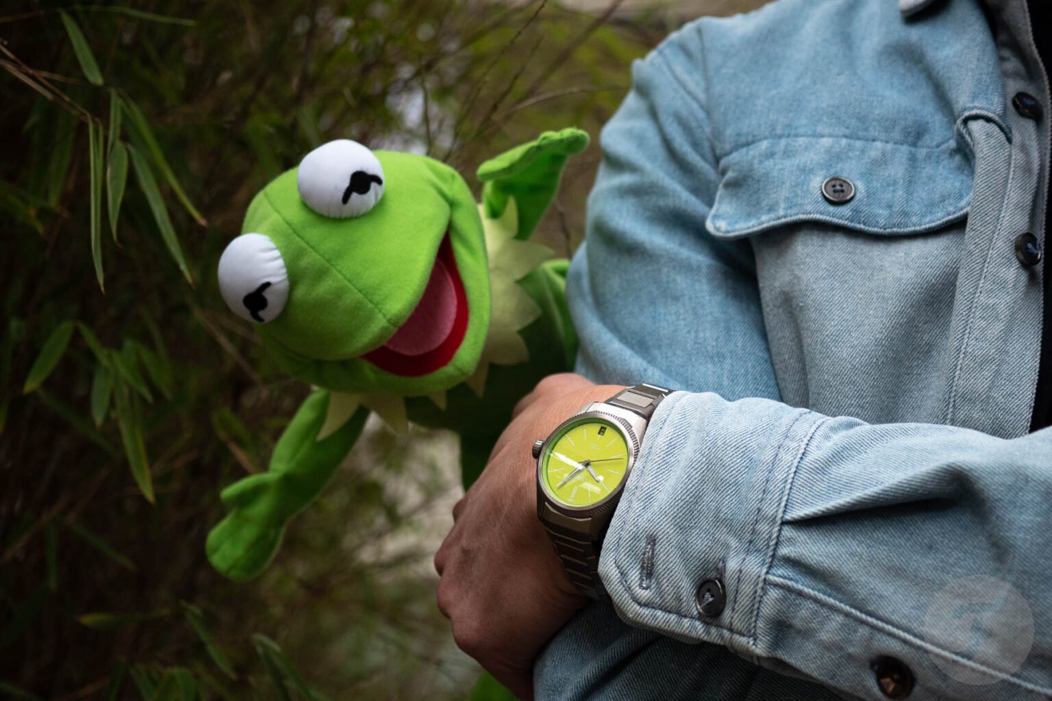 [Video] The New Oris ProPilot X Kermit — It Makes People Smile!