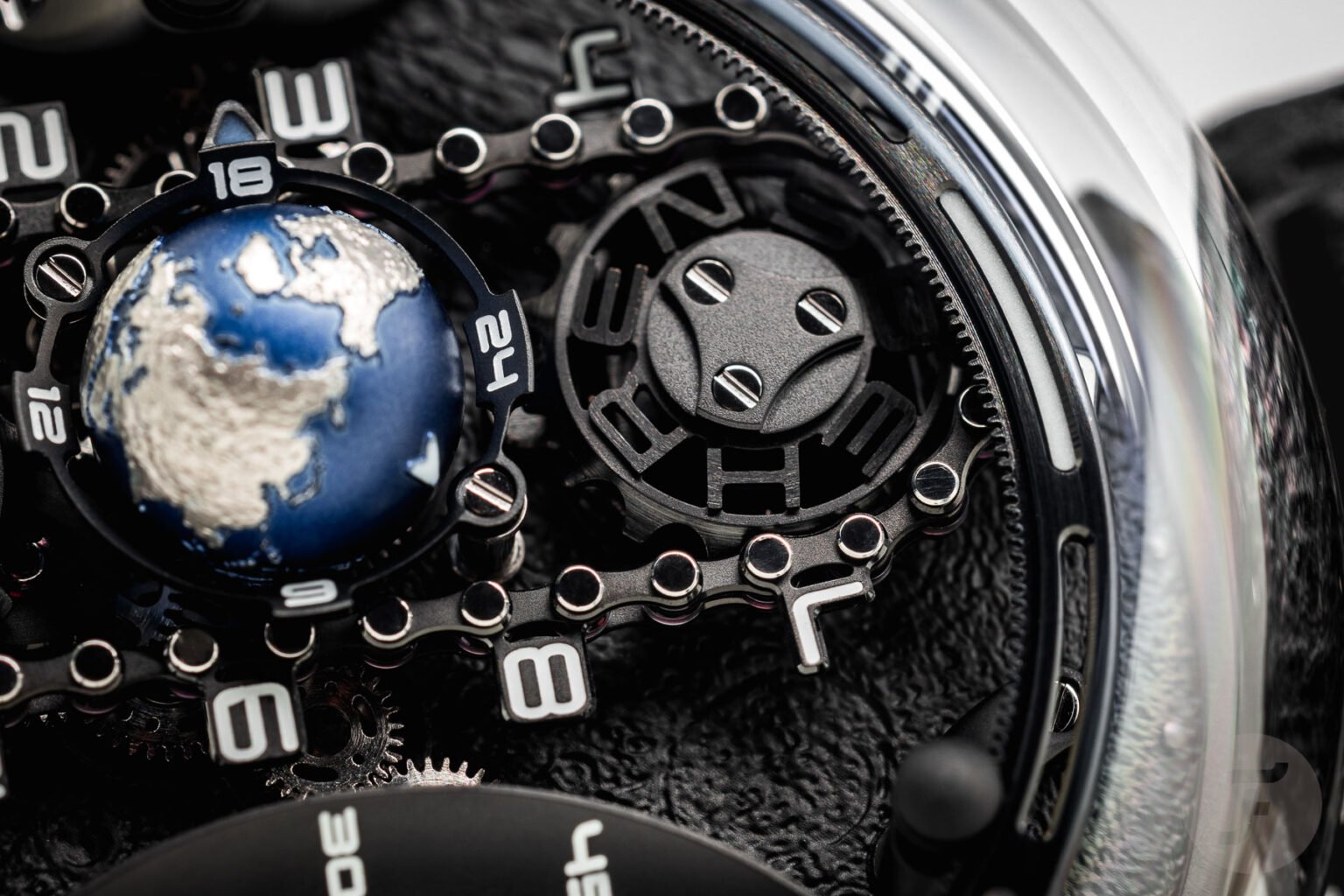 【F】 Hands-On With The Intriguing Behrens Perigee