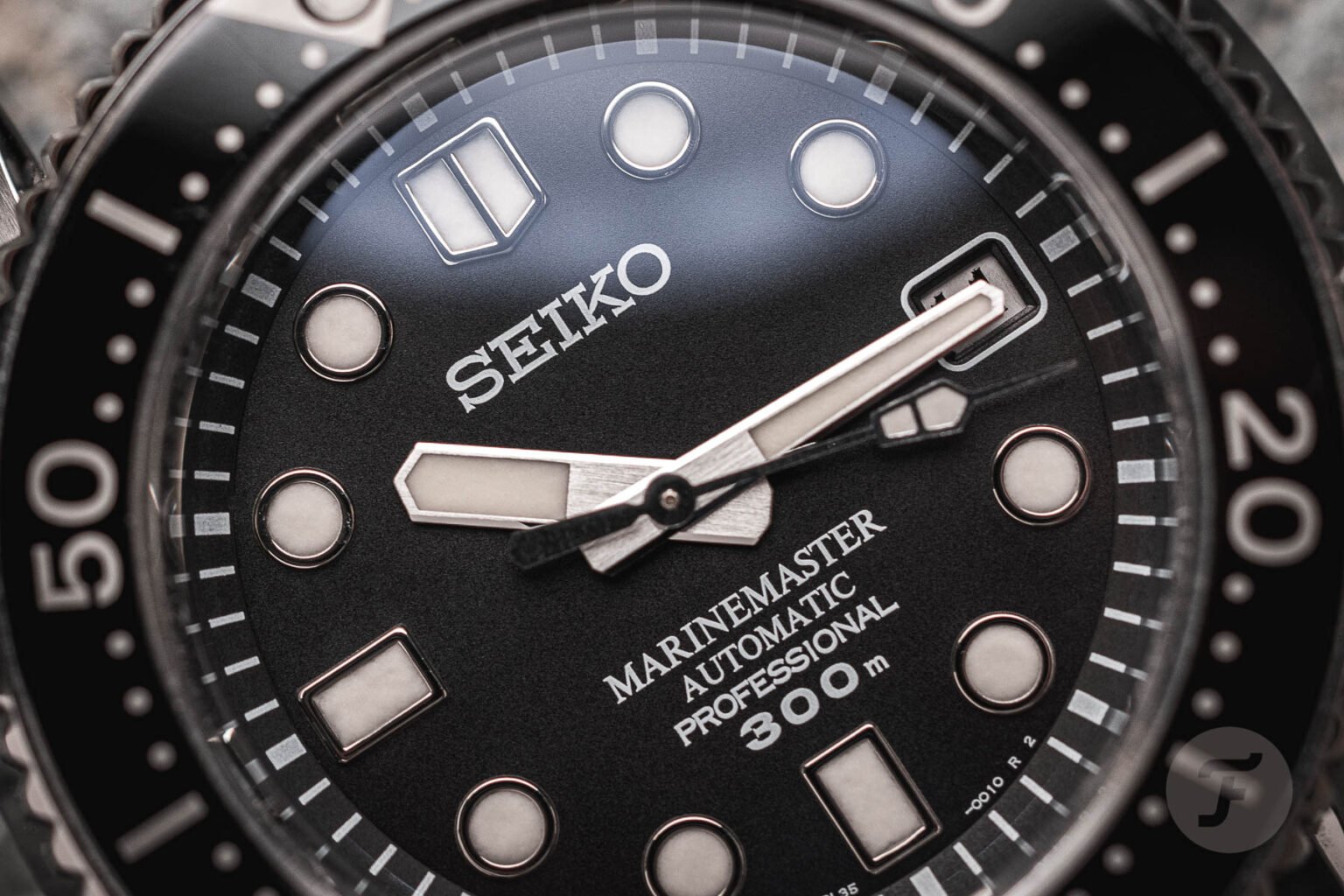 【F】 The Seiko World Cup — Dive Watch Edition