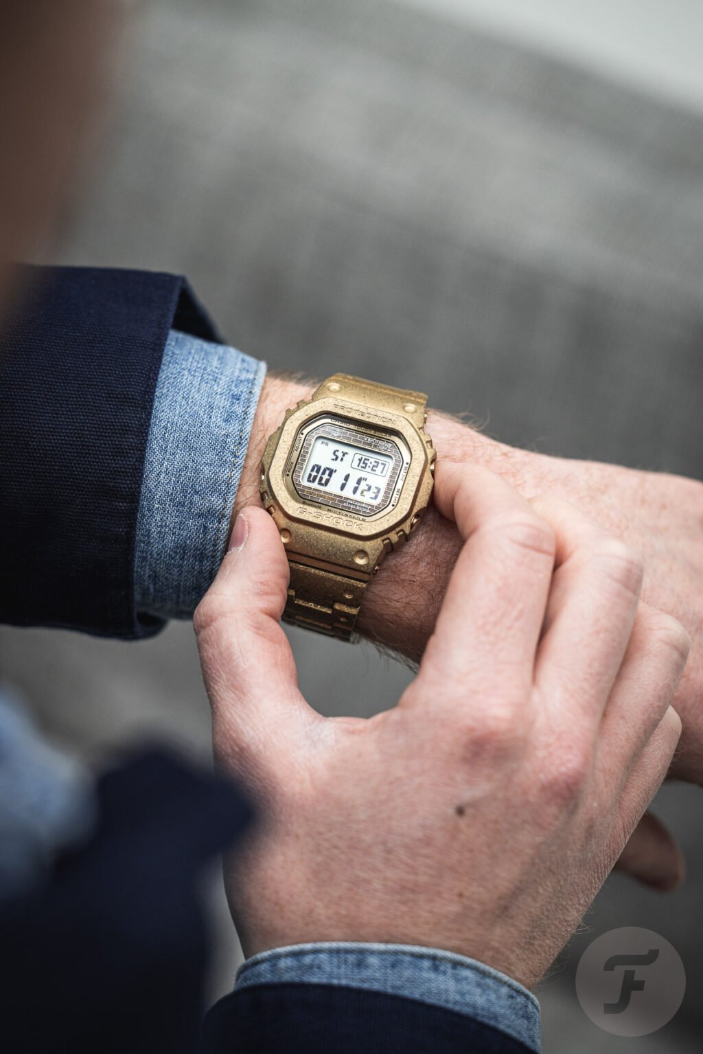 【F】 Comfortable Beasts: Big Watches That Wear Well