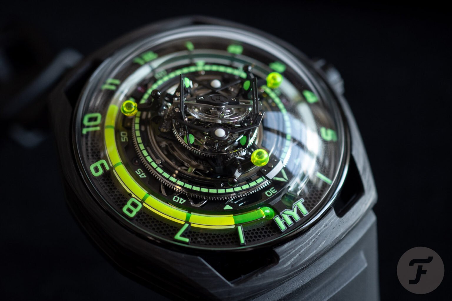 【F】 Hands-On: HYT Conical Tourbillon Black Eklipse
