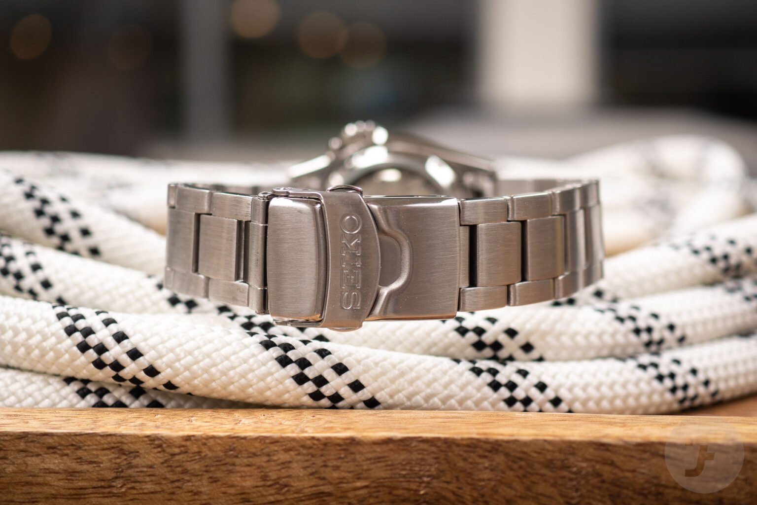 【F】 Hands-On: The New Seiko 5 Sports SKX Sports Style