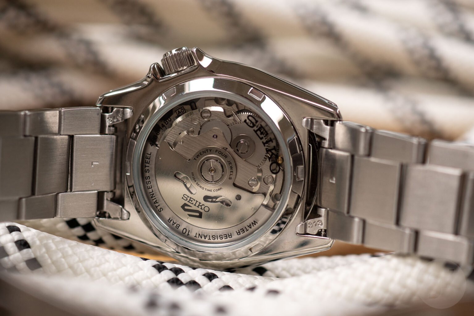 【F】 Hands-On: The New Seiko 5 Sports SKX Sports Style