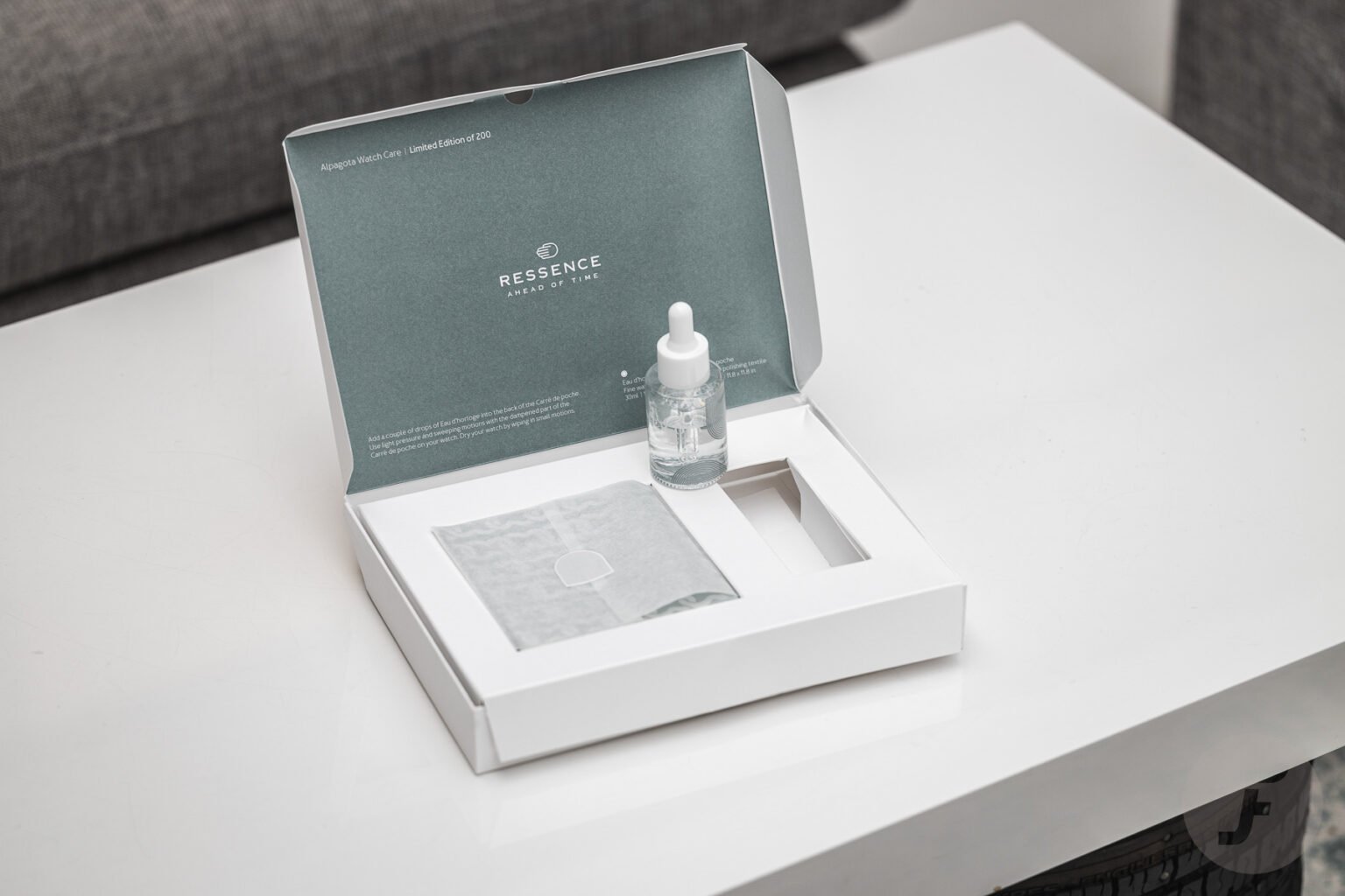 【F】 Spring Cleaning: Trying Out Four Watch Cleaning Kits