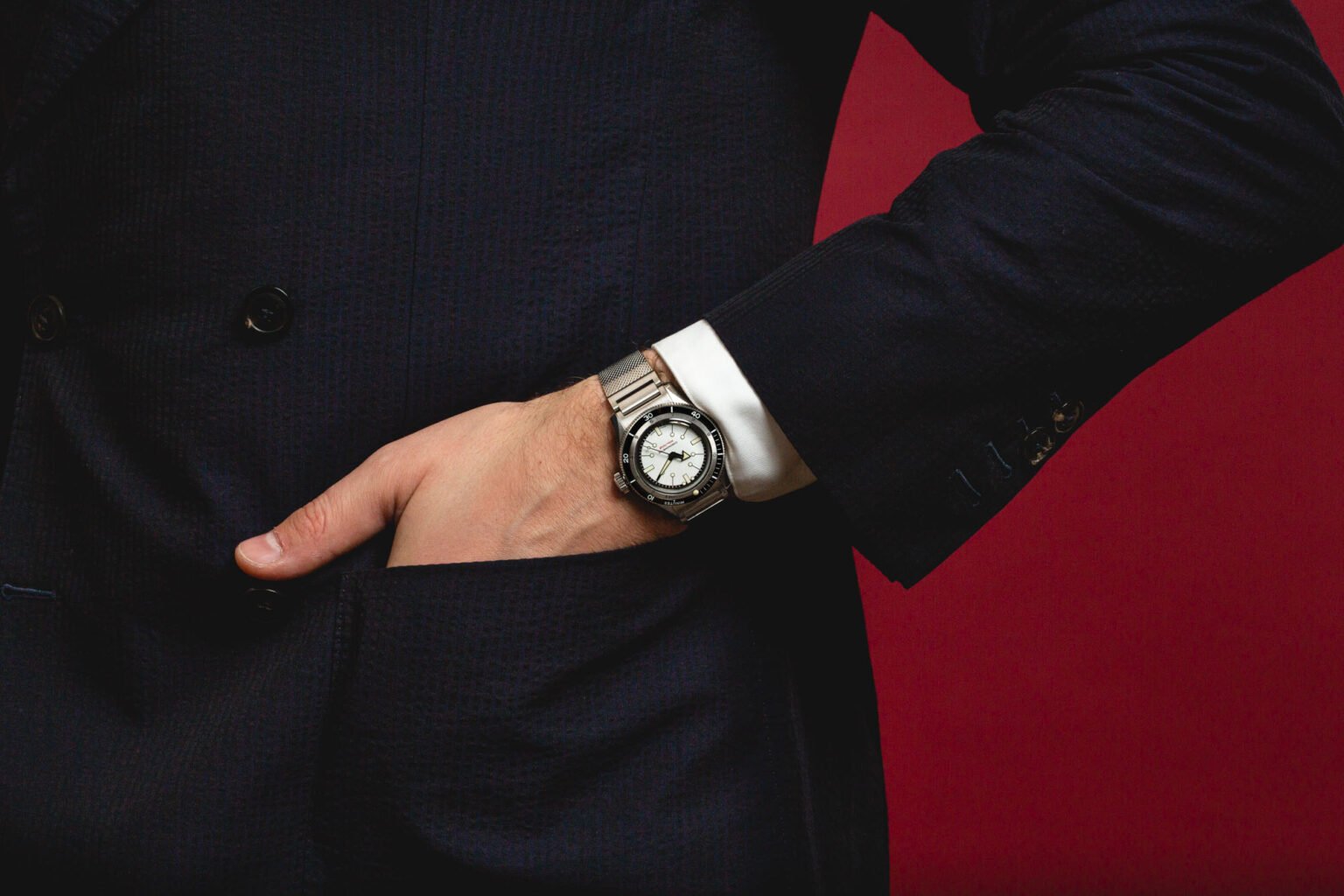 【F】 Serica Introduces The Updated Version Of Its 5303 Diver