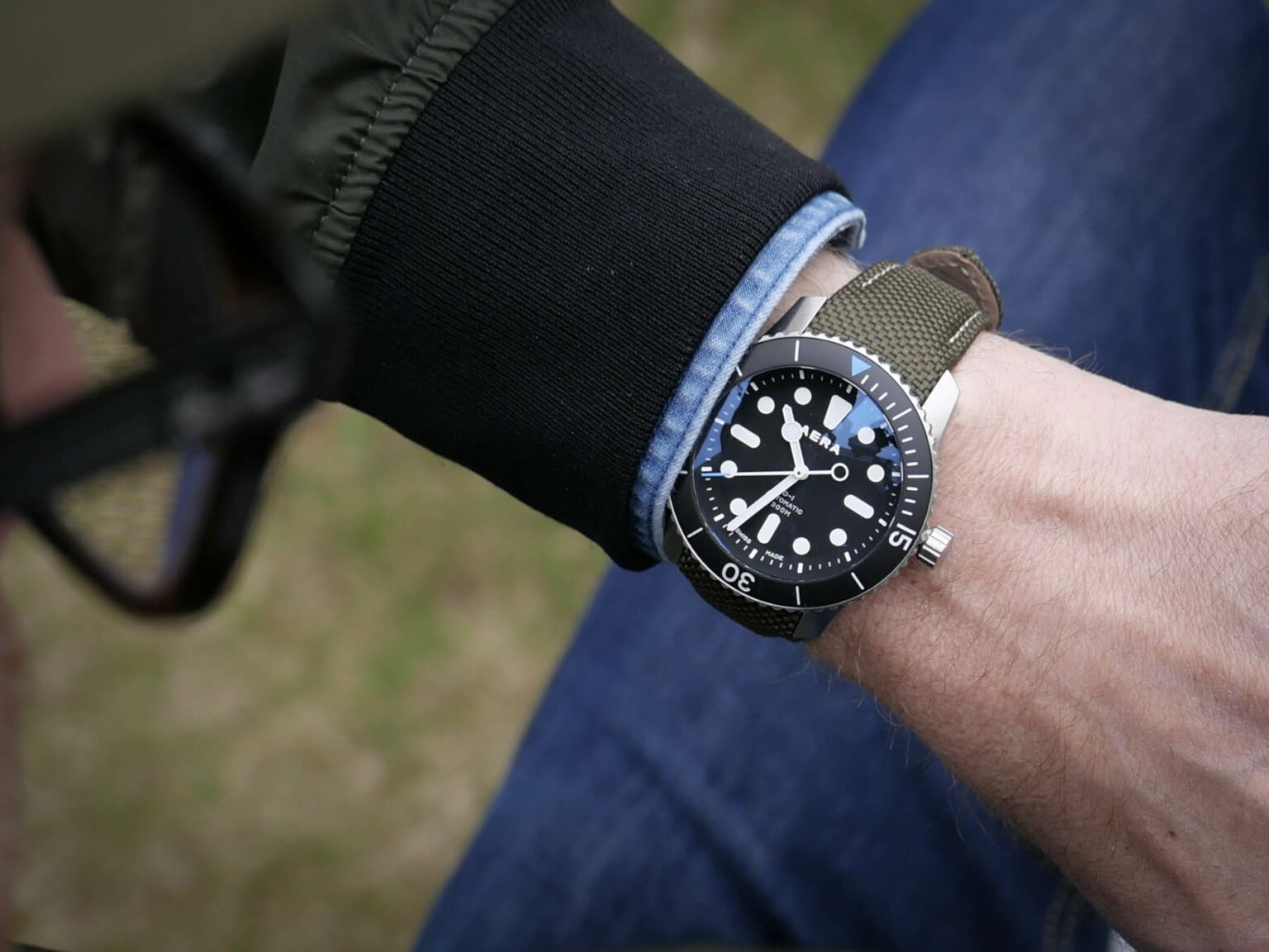 【F】 Comfortable Beasts: Big Watches That Wear Well