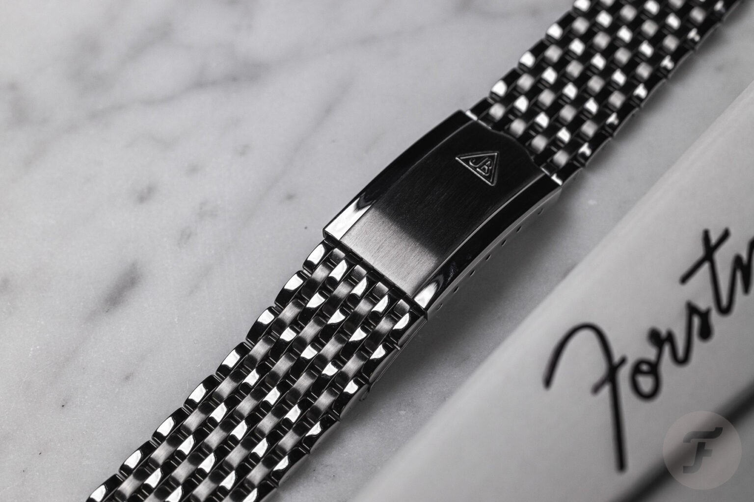 【F】 The New Forstner 9-Row Beads of Rice Bracelet