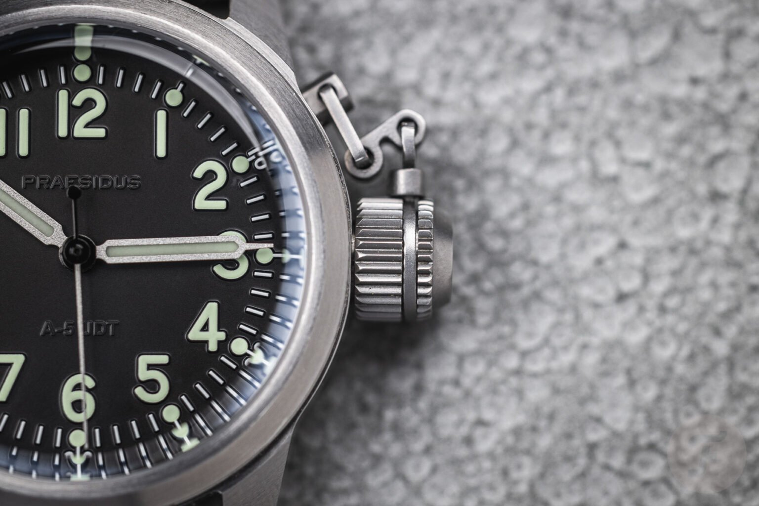 【F】 Hands-On: The Praesidus A-5 UDT