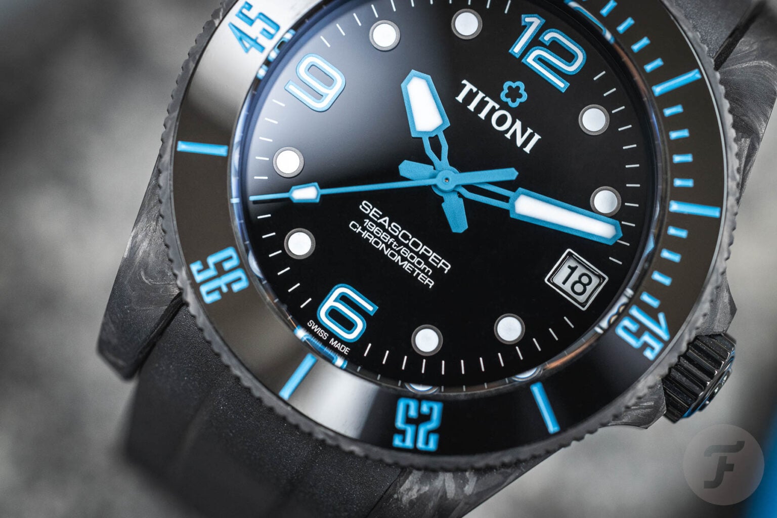 【F】 Hands-On: Titoni Seascoper 600 CarbonTech