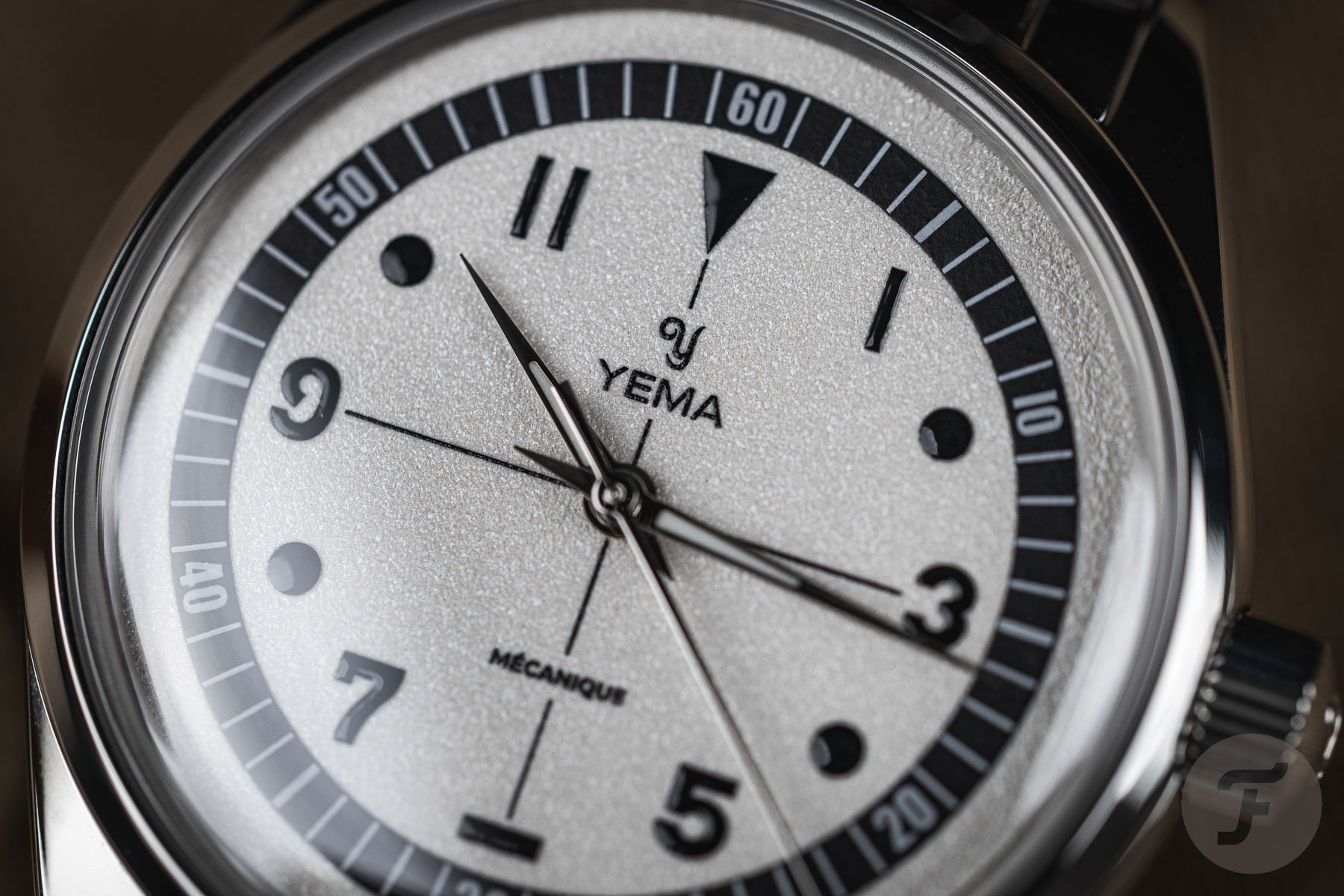 【F】 Hands-On: The New Yema Urban Field Watch