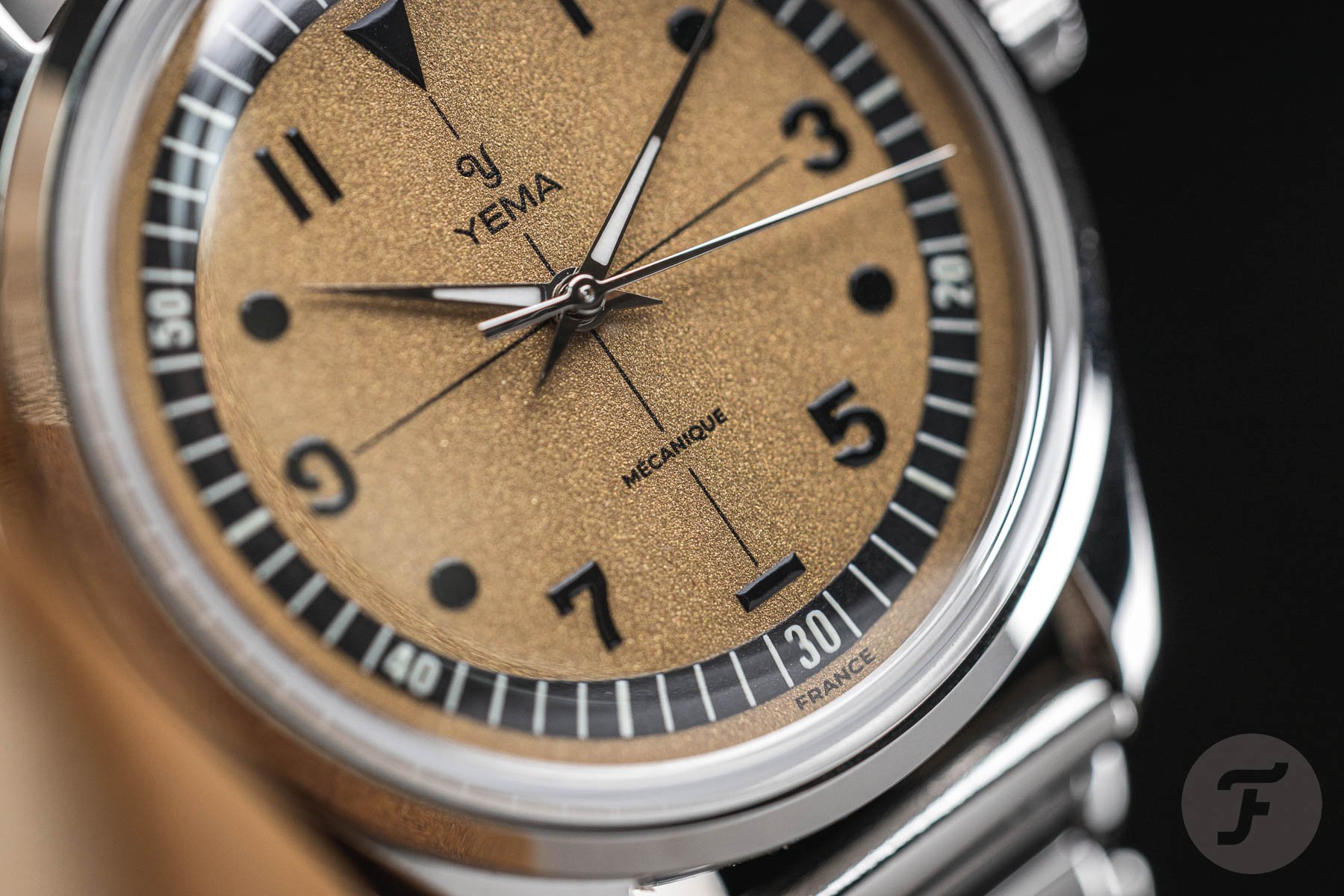 【F】 Hands-On: The New Yema Urban Field Watch