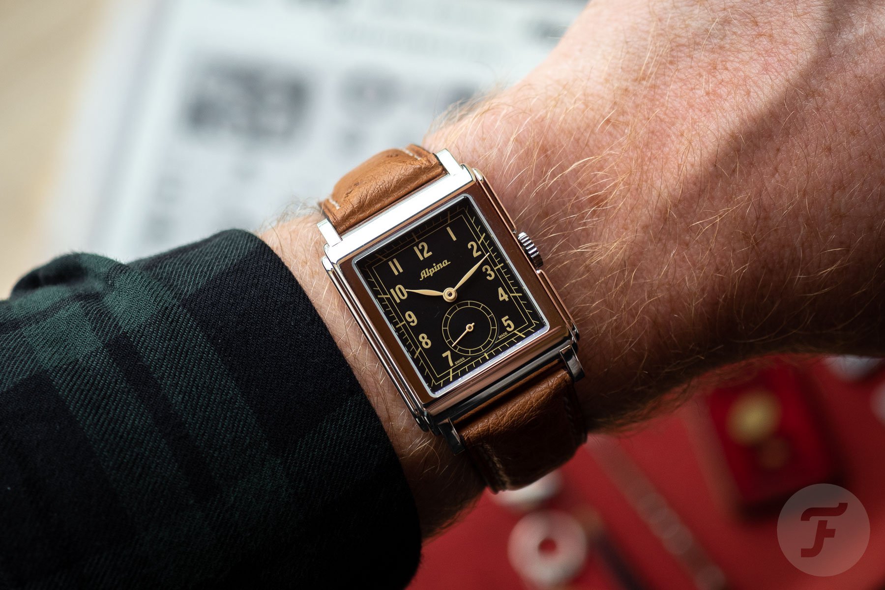 【F】 The New Alpina Heritage Carrée Mechanical 140 Years