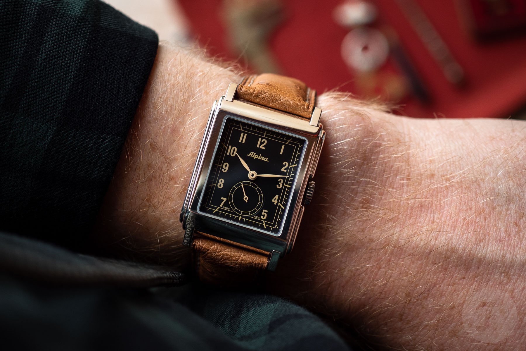 【F】 The New Alpina Heritage Carrée Mechanical 140 Years