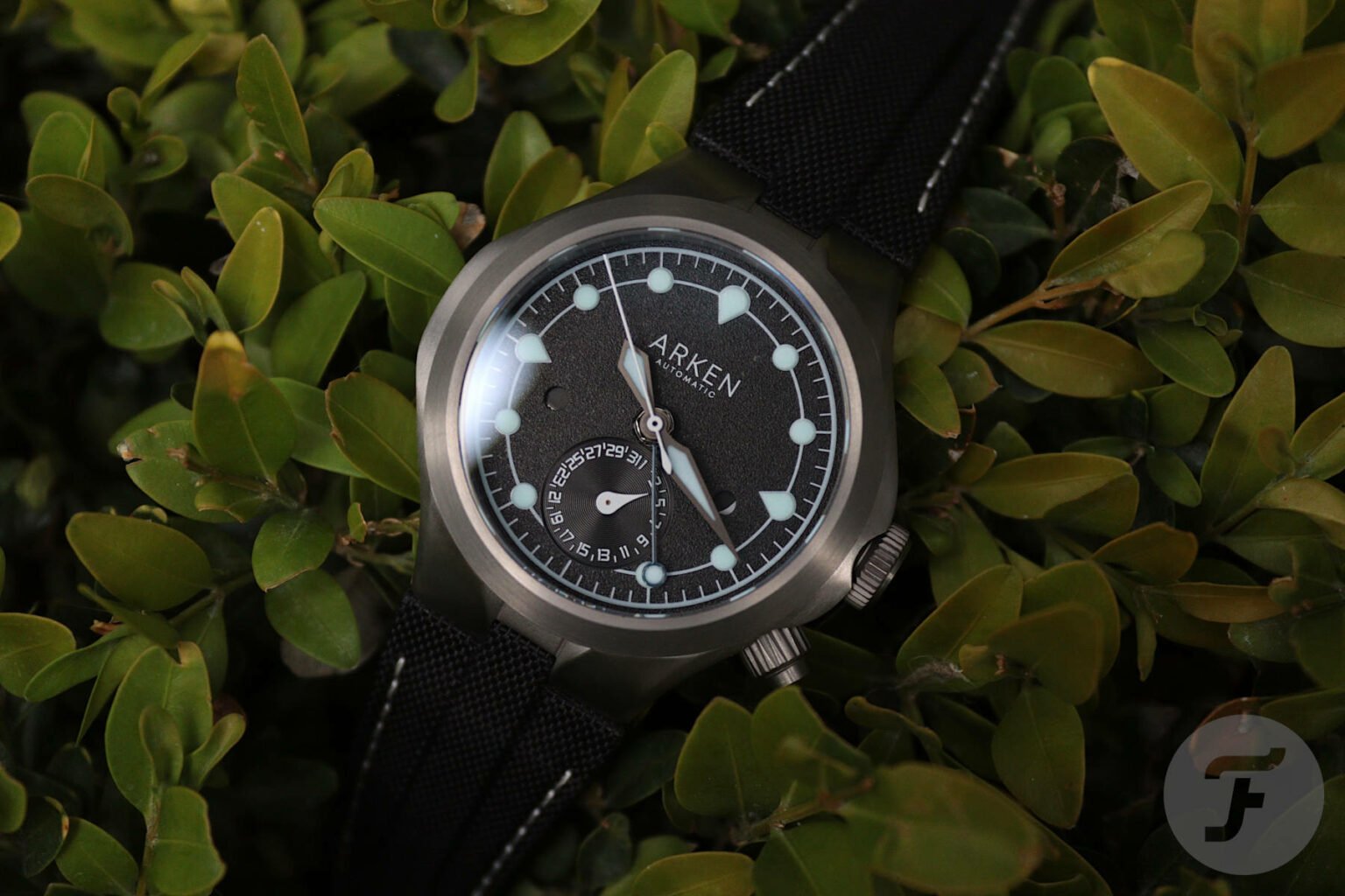 【F】 Hands-On: Arken Alterum — A Titanium Travel Watch