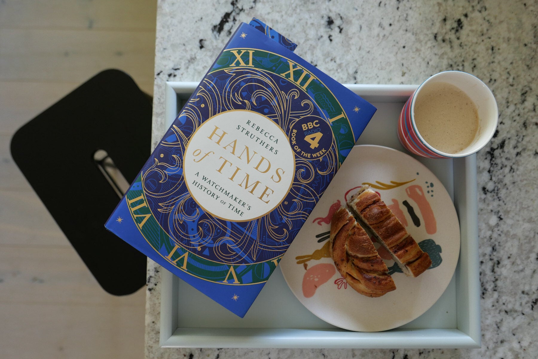 【F】 Book Review: Hands Of Time By Rebecca Struthers