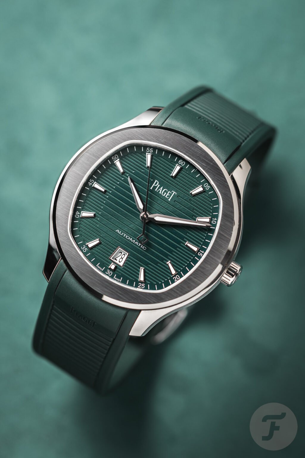 【F】 The New Piaget Polo Field Steps Out Of The Grail Shadows