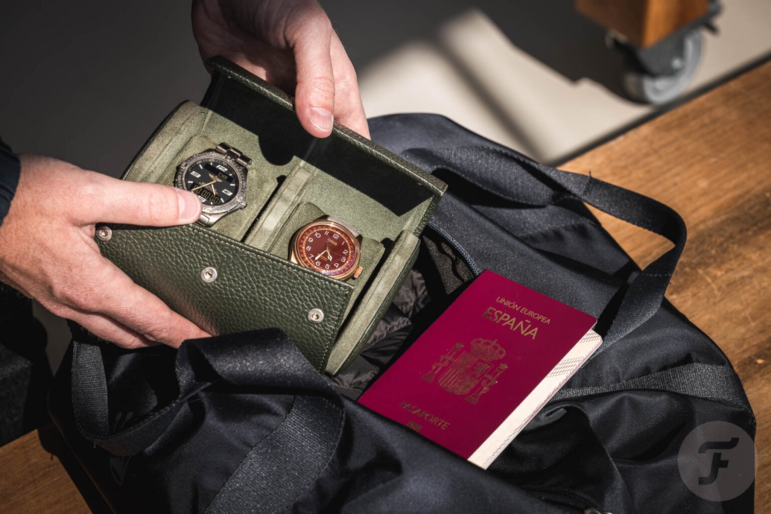 【F】 How To Travel With Your Watches: Dos, Don'ts, And Maybes