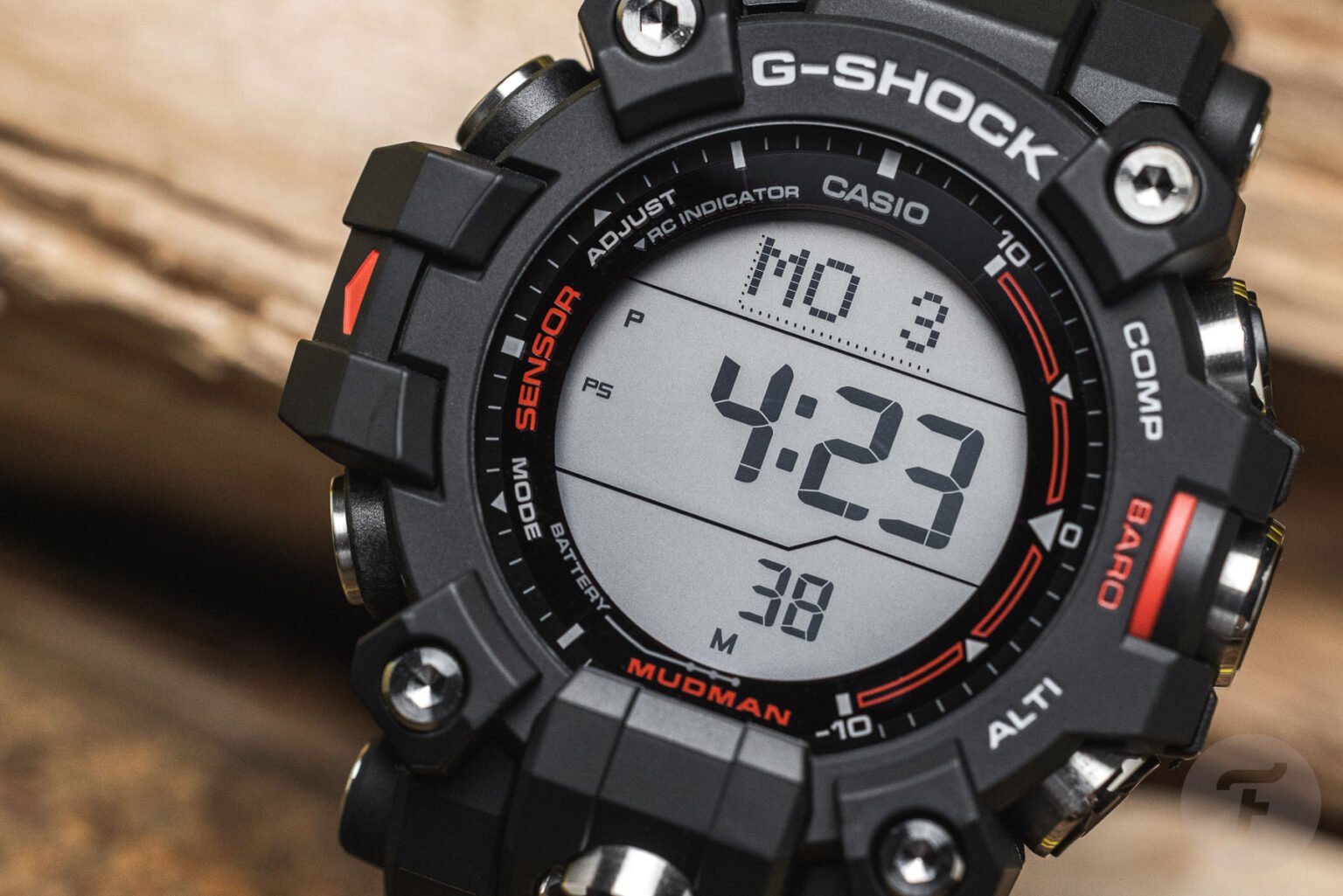 【F】 Hands-On With The Redesigned Casio G-Shock Mudman