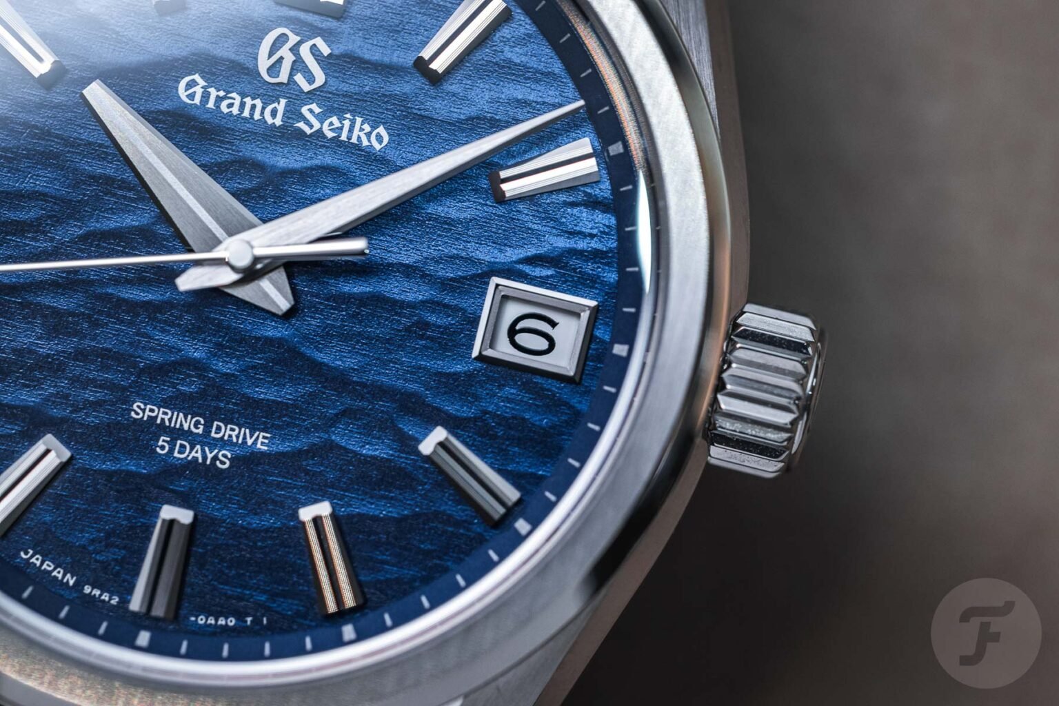 【F】 Grand Seiko SLGA019 Vs. SBGA481