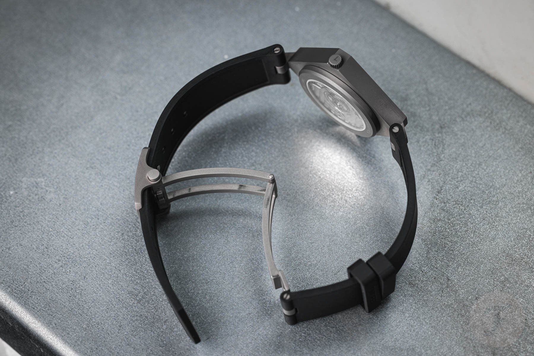 【F】 Hands-On With The Eccentric Lebond Siza