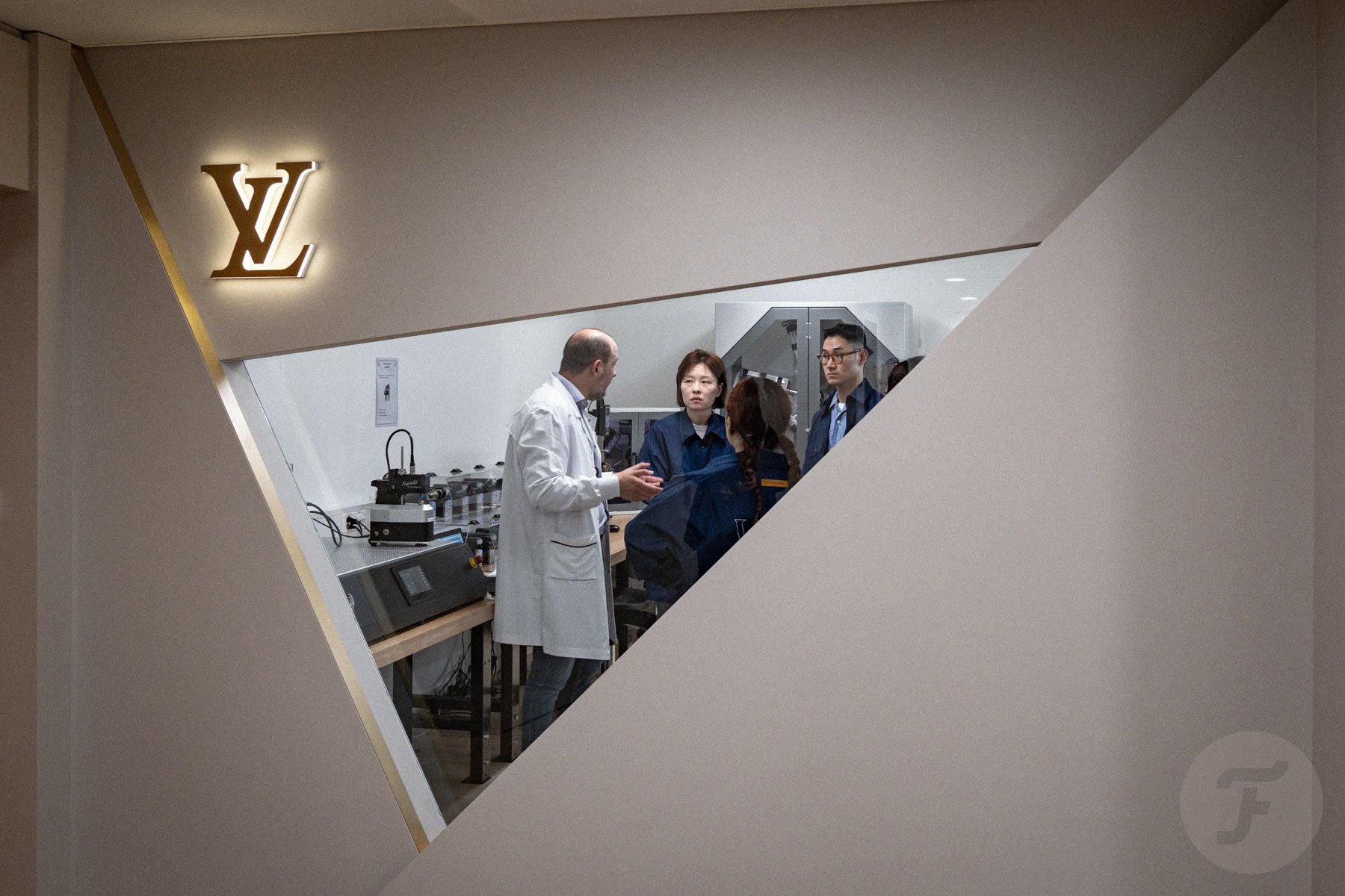 【F】 A Tour Through Louis Vuitton's La Fabrique Du Temps