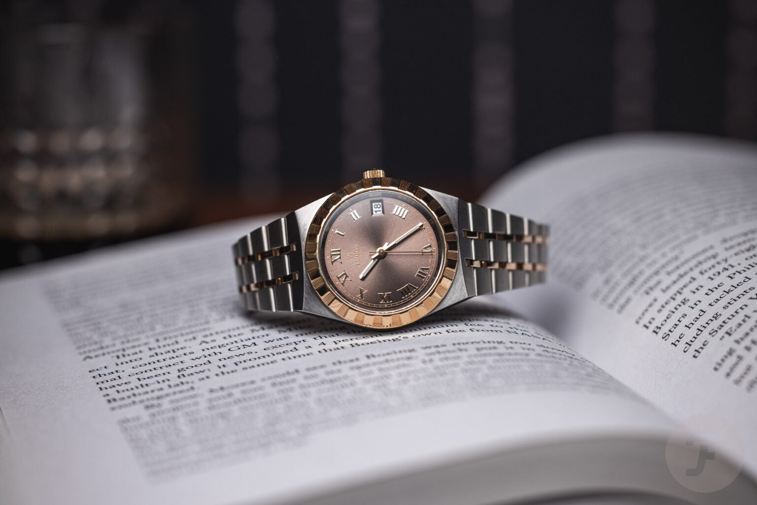 【F】 Fratello's Top 5 Best Affordable Integrated-Bracelet Watches