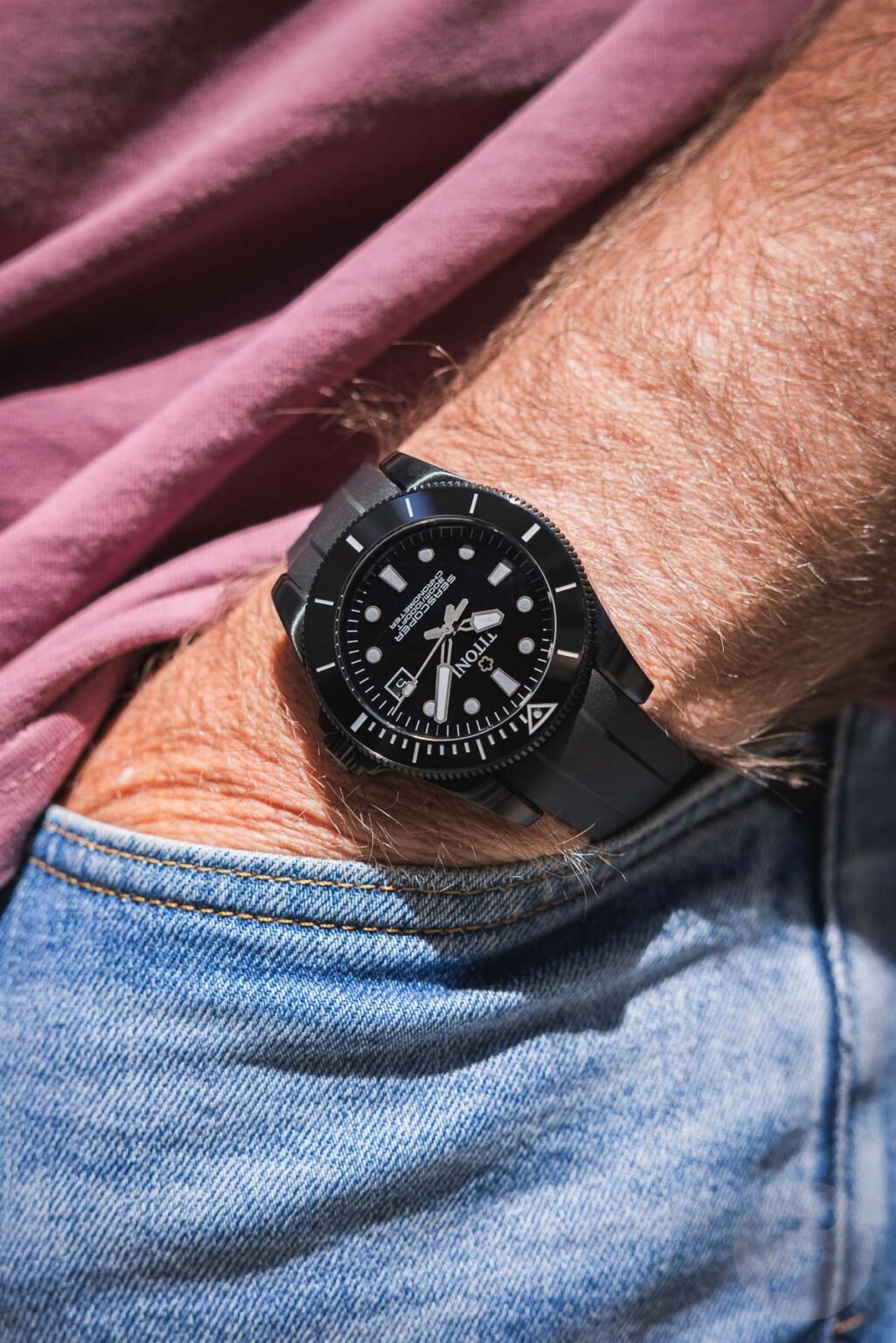 Hands-On: The New Titoni Seascoper 300 DLC Black Edition