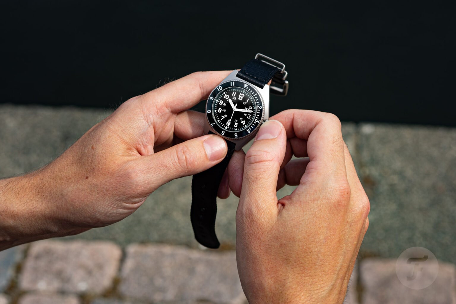 【F】 Hands On: The Benrus Type II Reissue