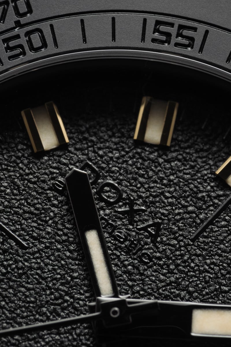 【F】 Doxa Introduces The Ultra Stealthy Sub 300β Sharkhunter