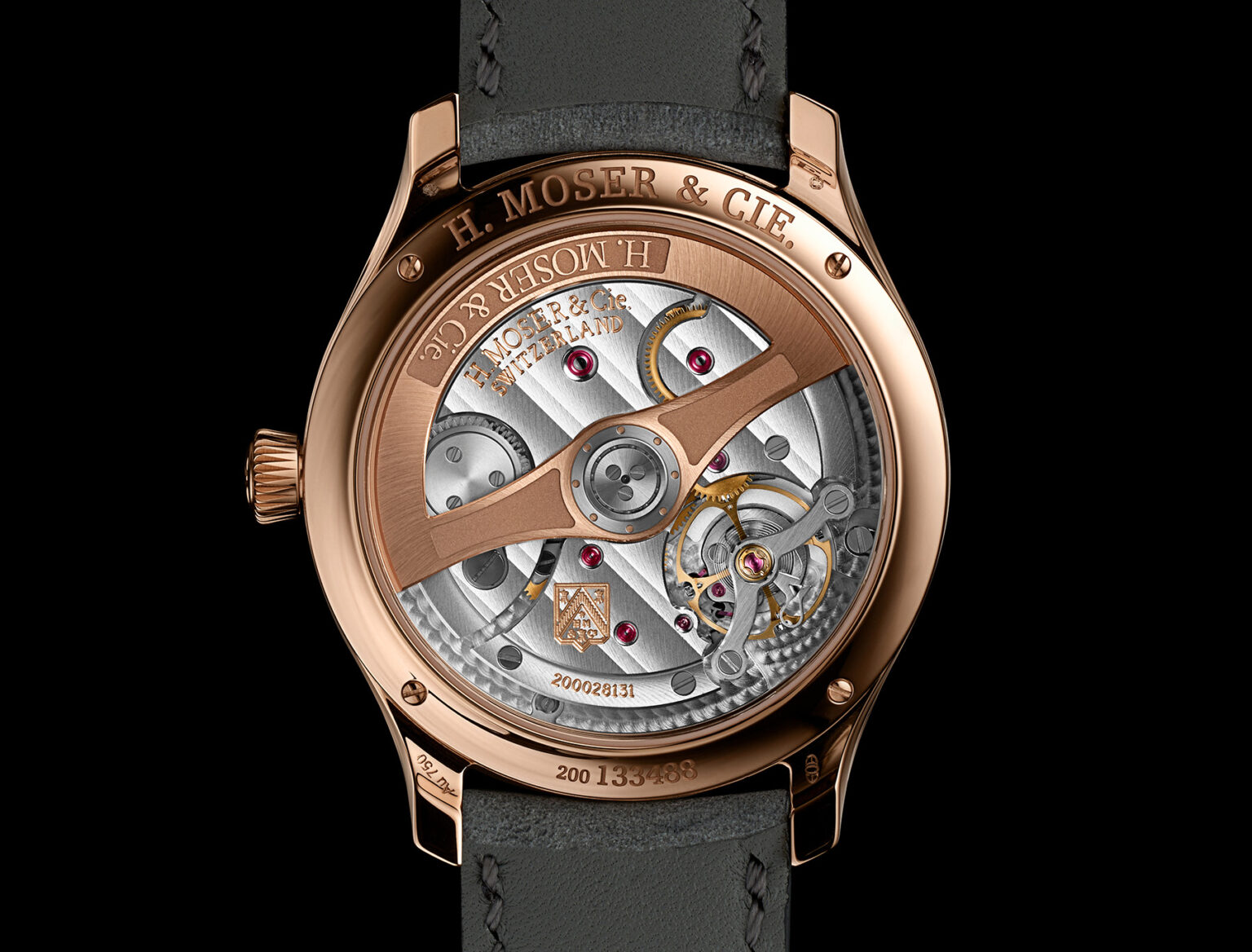 【F】 H. Moser & Cie. Unveils Two Vantablack Endeavour Models