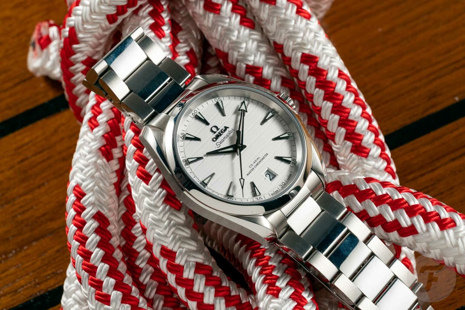 【F】 Hands-On: Omega Aqua Terra 38mm