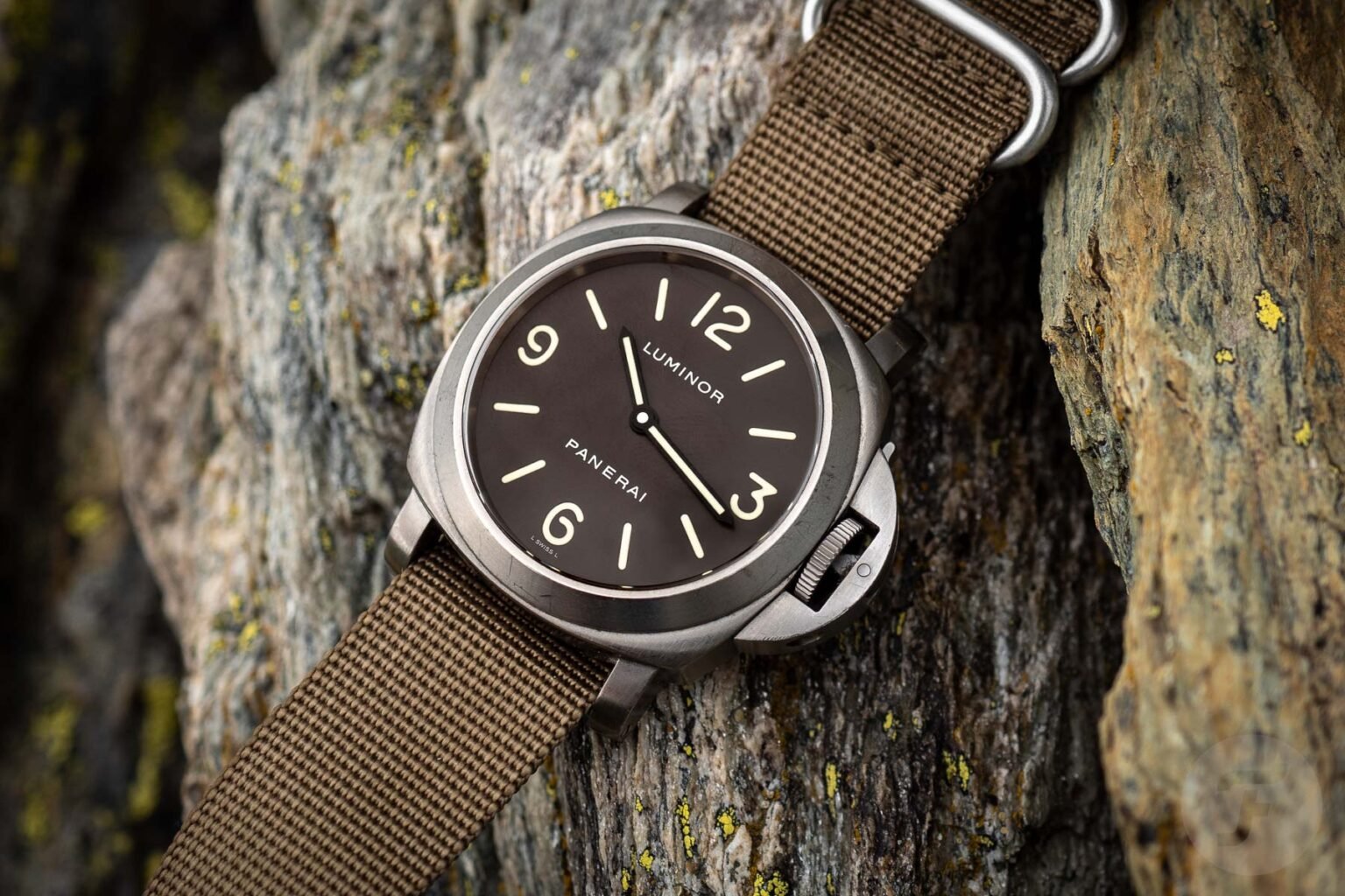 【F】 A Titanium Panerai With A Delicious Coffee-Brown Dial