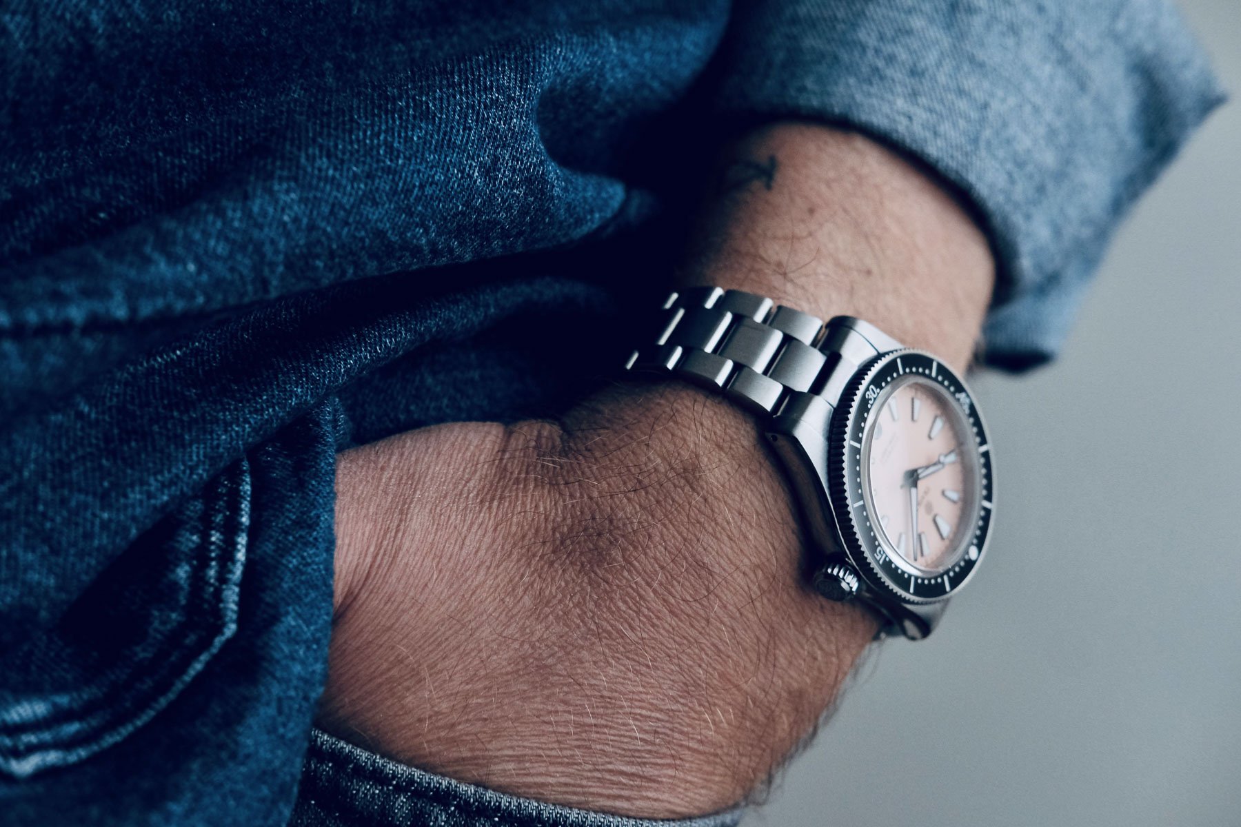 【F】 A Closer Look At Traska Watches